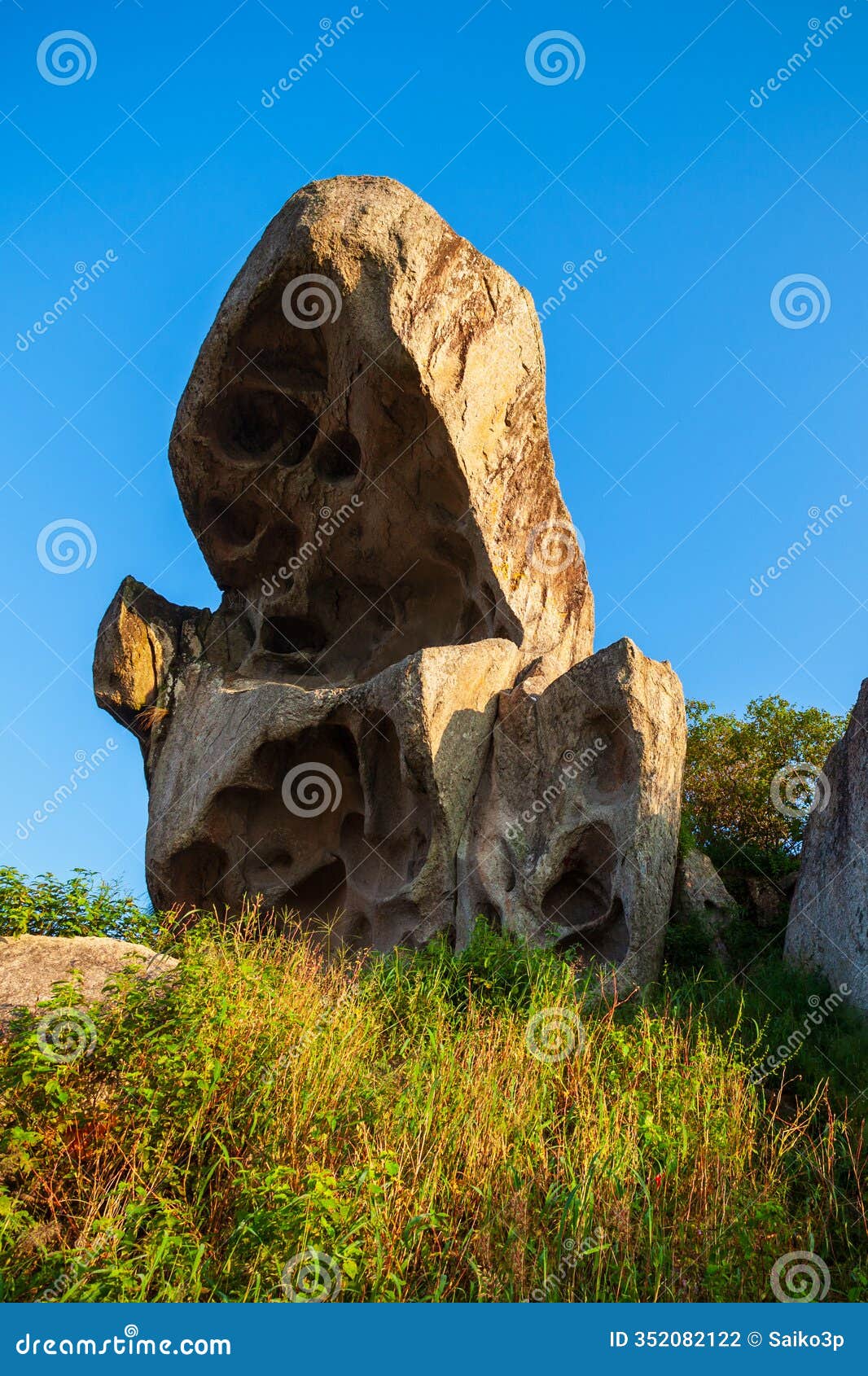 Toad Rock in Mount Abu, India Stock Photo - Image of mount, blue: 352082122