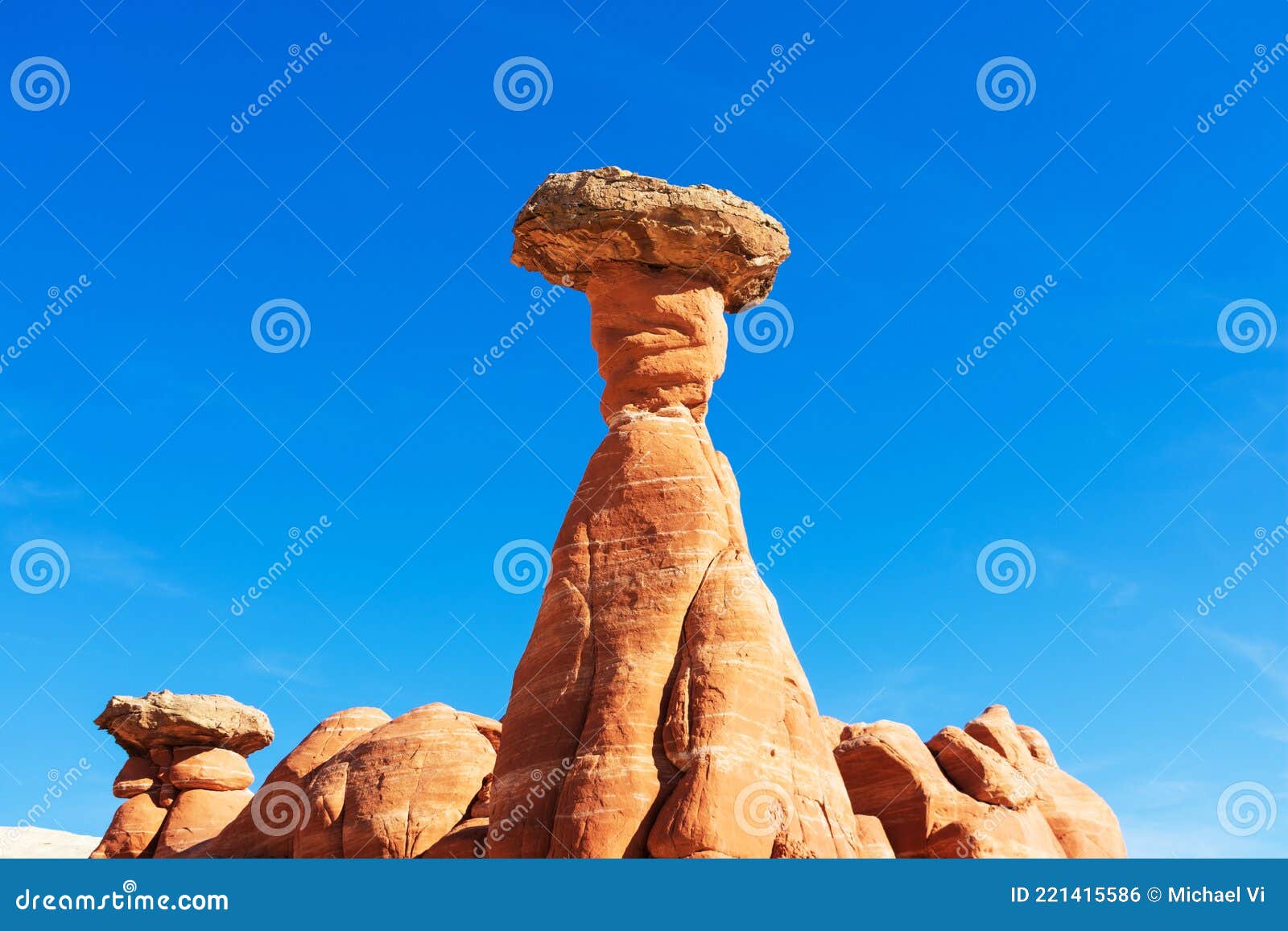 Toadstool Hoodoos Balanced Rock Formation, A Group Of Desert Rock ...