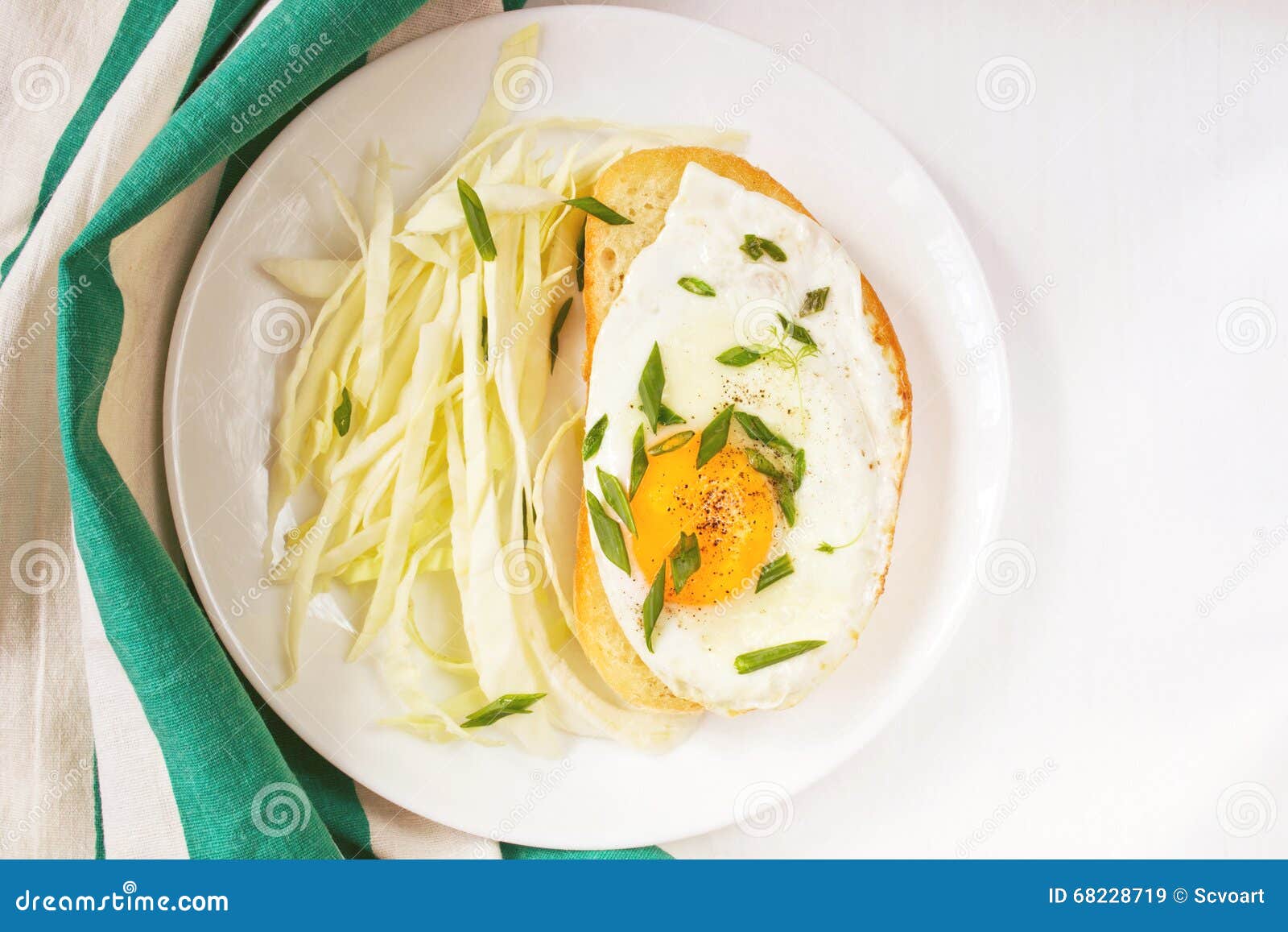Toast with Fried Egg and Cabbage Stock Image - Image of snack, cabbage ...