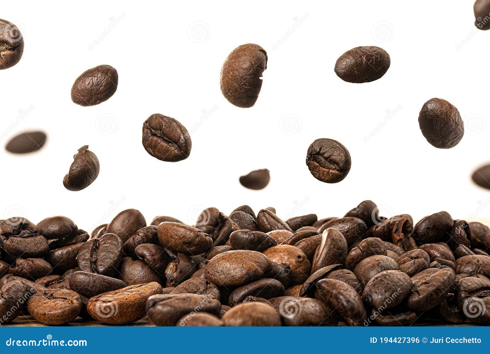 Coffe beans dancing on air stock photo. Image of macro - 194427396