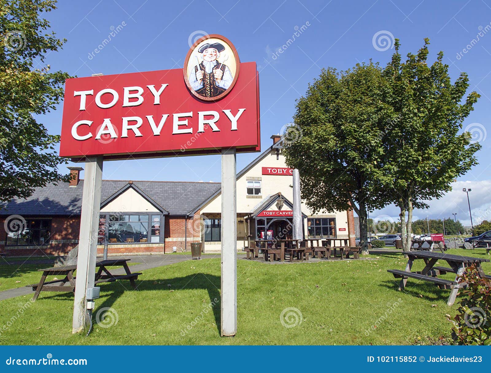 Toby Carvery photographie éditorial. Image du signe - 102115852