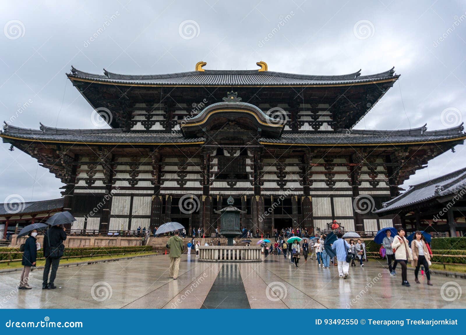 Todaiji Tempel, Nara, Japan Redaktionelles Bild - Bild von anziehung ...