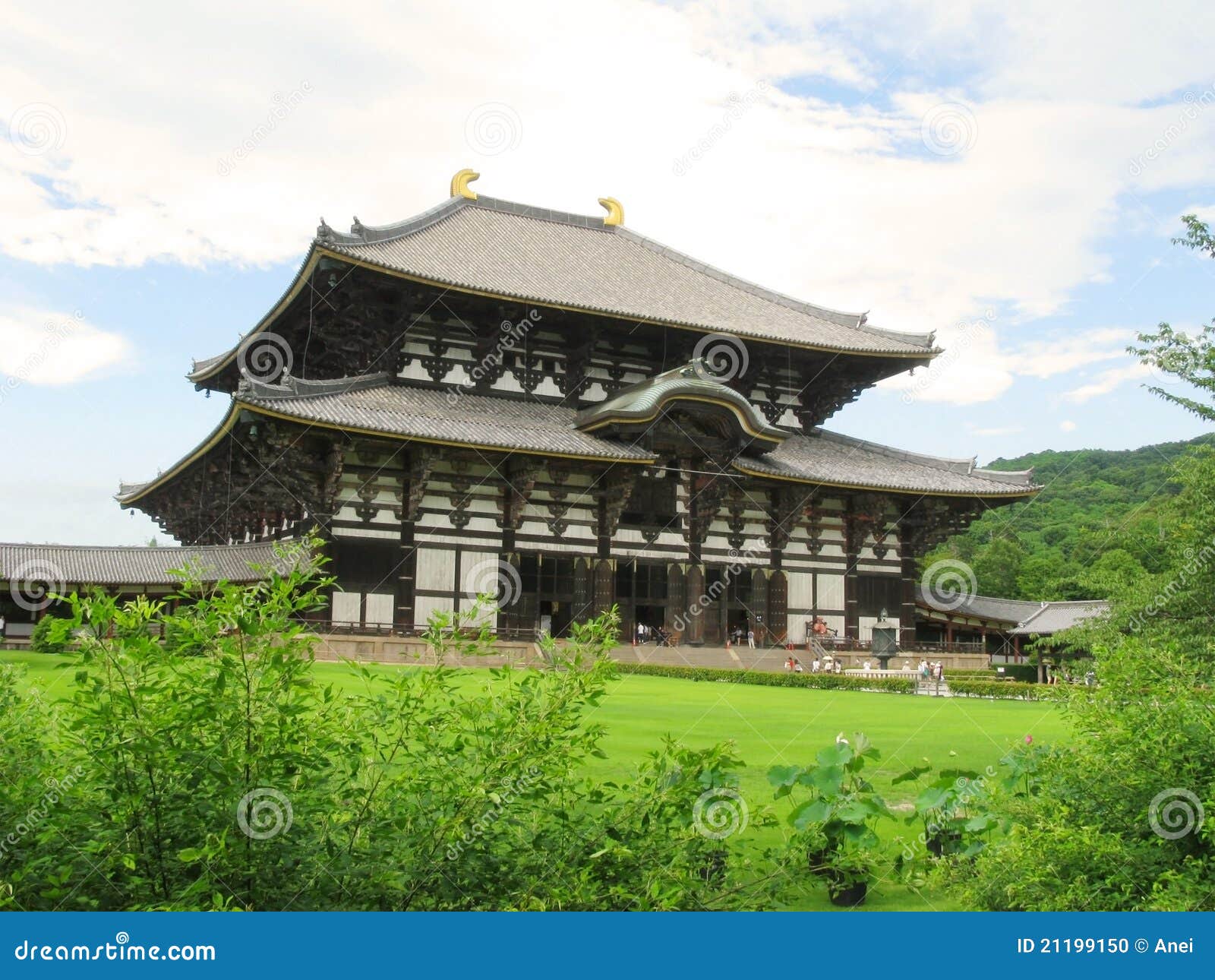 Todaiji temple stock photo. Image of bronze, buddhists - 21199150