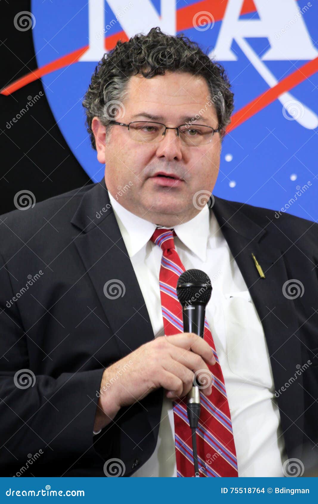 Todd May imagen de archivo editorial. Imagen de instalaciones - 75518764