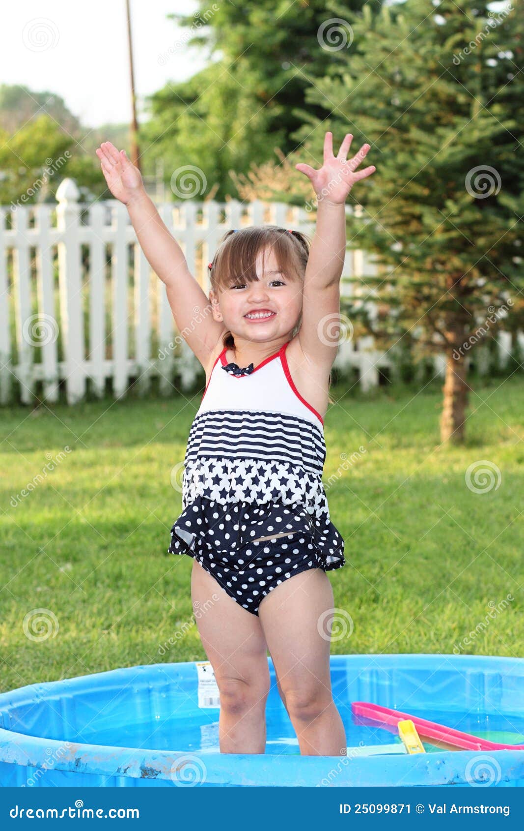 Toddler Summer Fun stock image. Image of lawn, girl, happy - 25099871