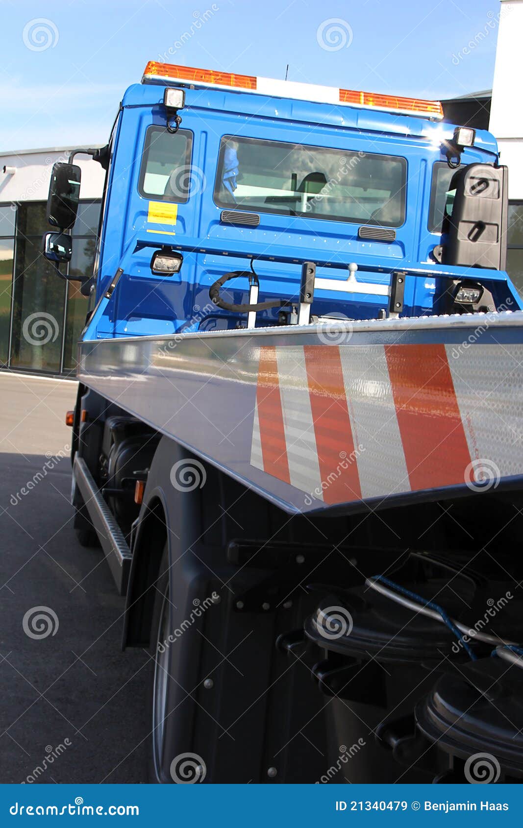 Toe truck stock image. Image of rescue, blue, hook, road - 21340479