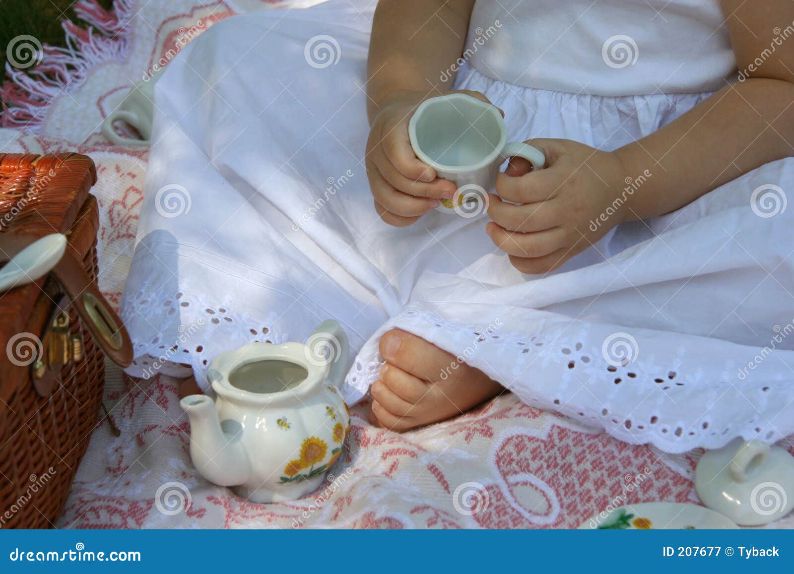 Toes and tea stock image. Image of eyelet, summer, imagination - 207677