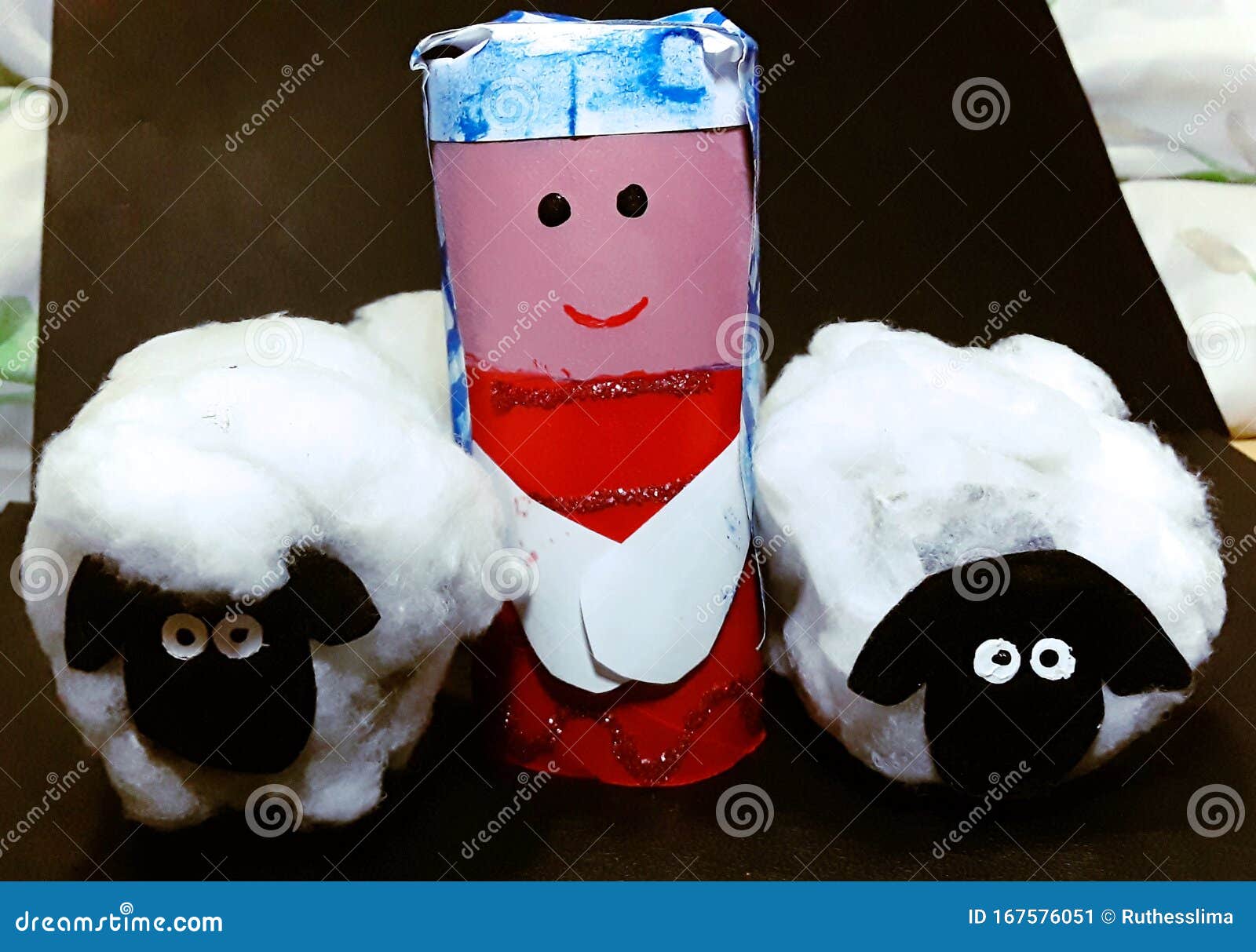 Toilet Paper Roll Dolls Stock Image Image Of Gravetinhos 167576051