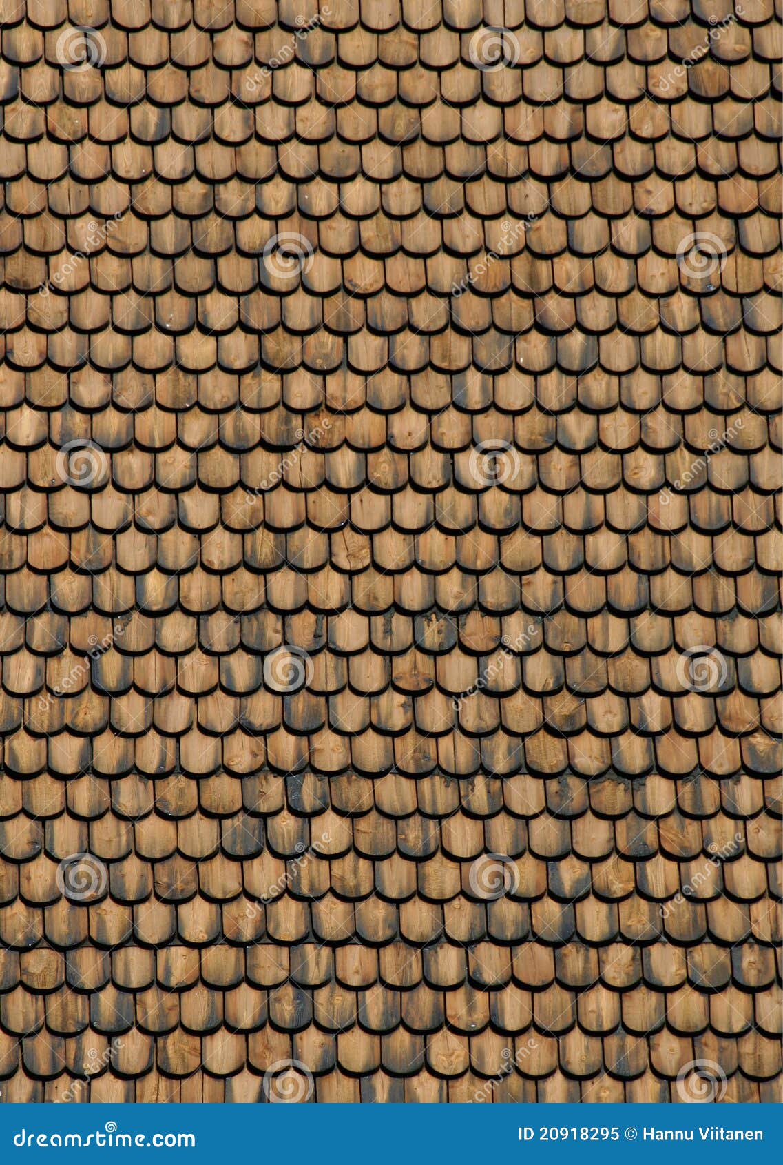 Toit en bois de bardeau image stock. Image du répétition - 20918295