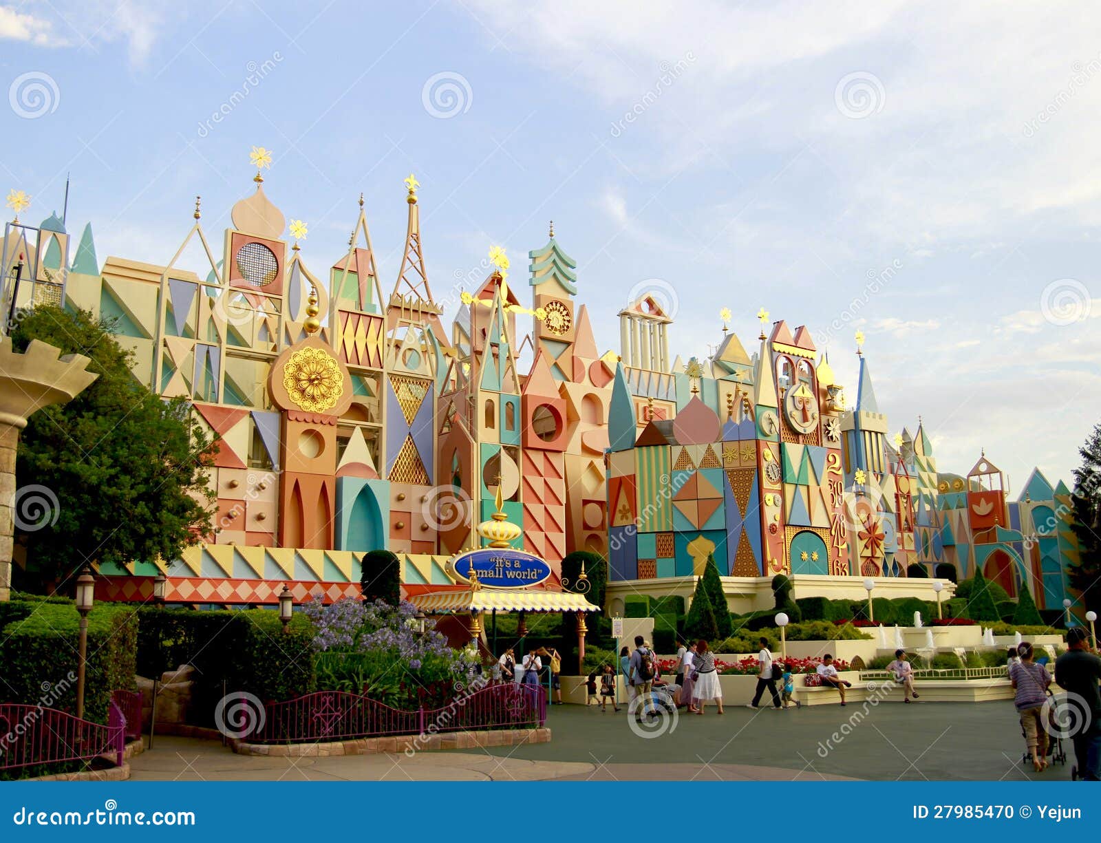 Tokyo Disneyland Small World Editorial Image - Image of entertainment ...
