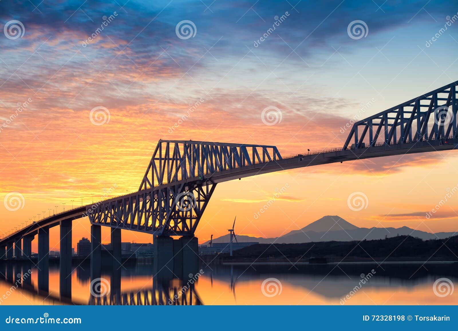 Tokyo Gate Bridge and Mt.Fuji Stock Photo - Image of fujiyama, tour ...