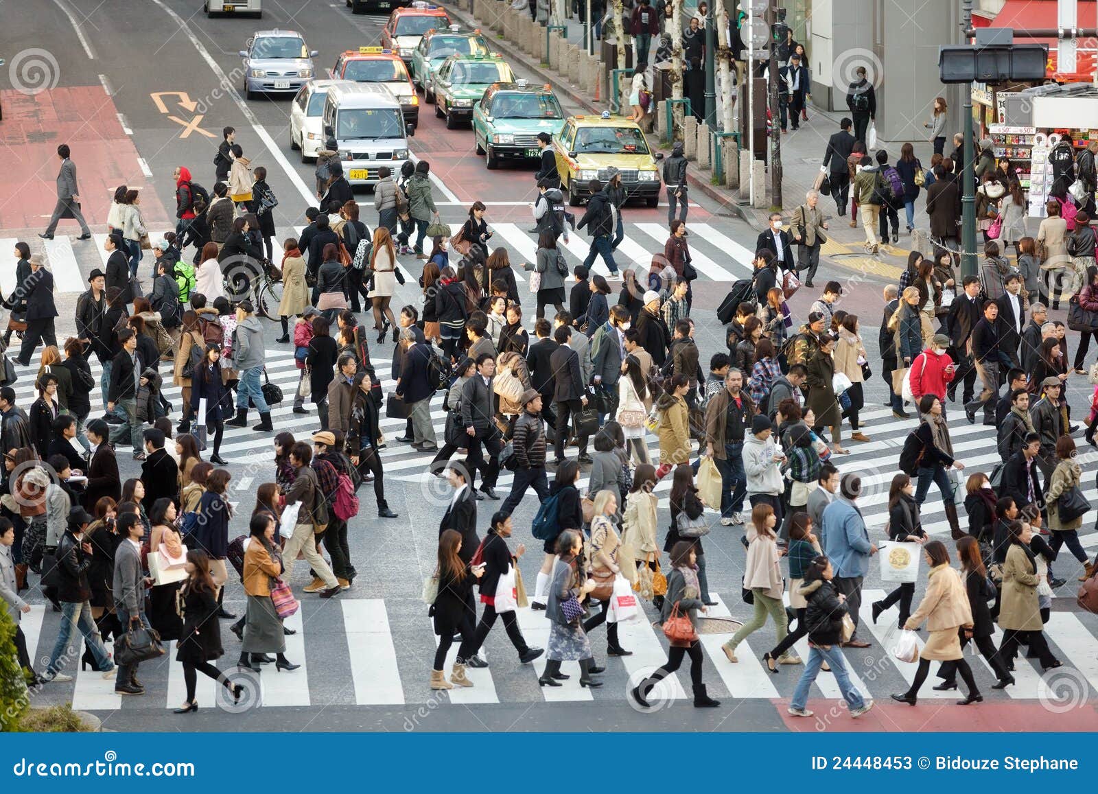 Tokyo hachiko crossroad editorial stock photo. Image of fast - 24448453