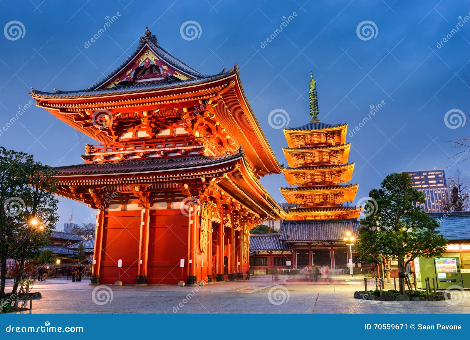 Tokyo Japan tempel fotografering för bildbyråer. Bild av sight - 70559671