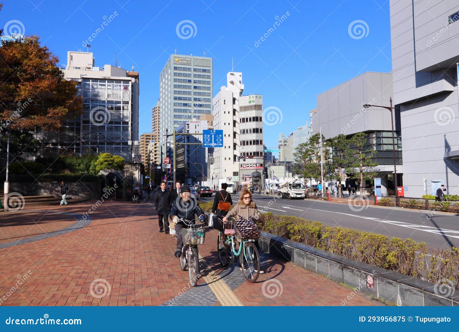 Tokyo Kasuga district editorial image. Image of sidewalk - 293956875
