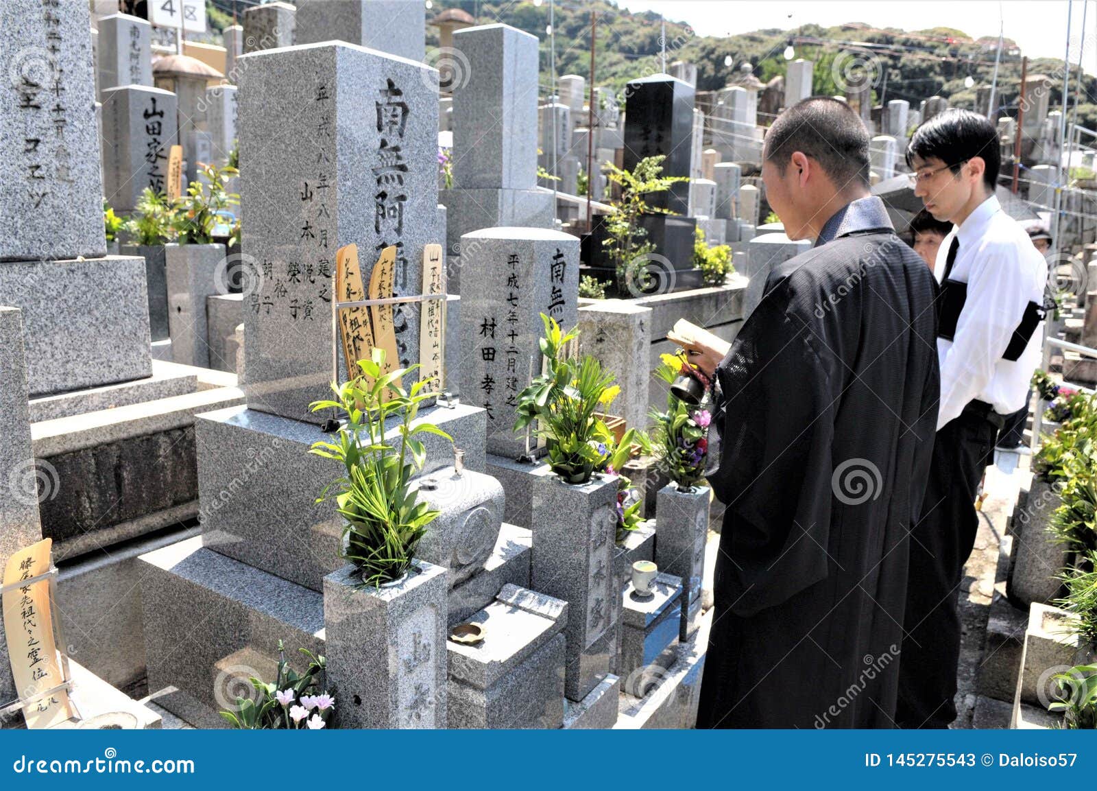 Tokyo shinto cemetery editorial stock photo. Image of peace - 145275543