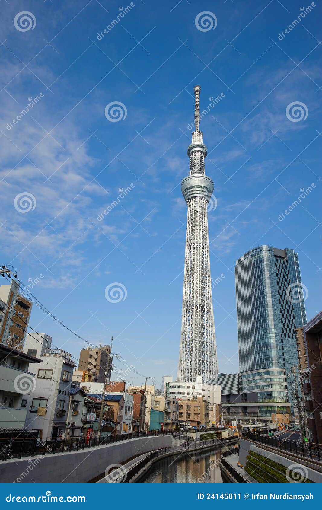 Tokyo Sky Tree Construction Completed Editorial Photo - Image of 2012 ...