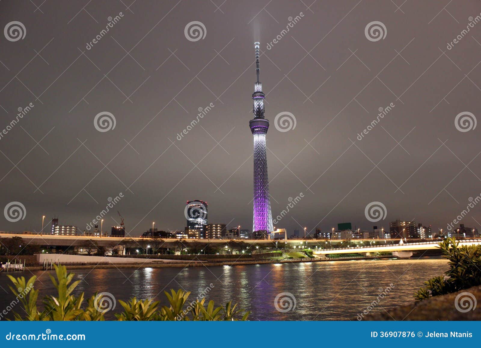 Tokyo Sky Tree Tower, Japan Editorial Photo - Image of scenery, river ...