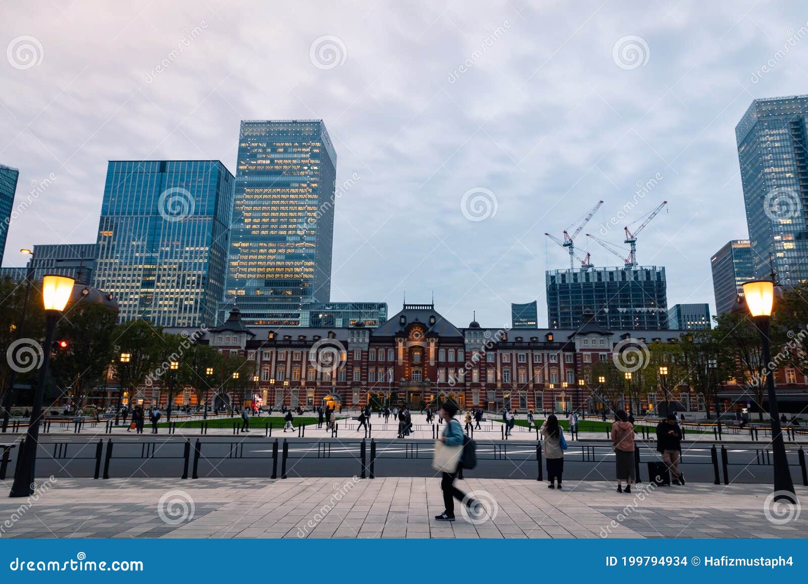 Tokyo Station View during the Blue Hour Editorial Stock Image - Image ...