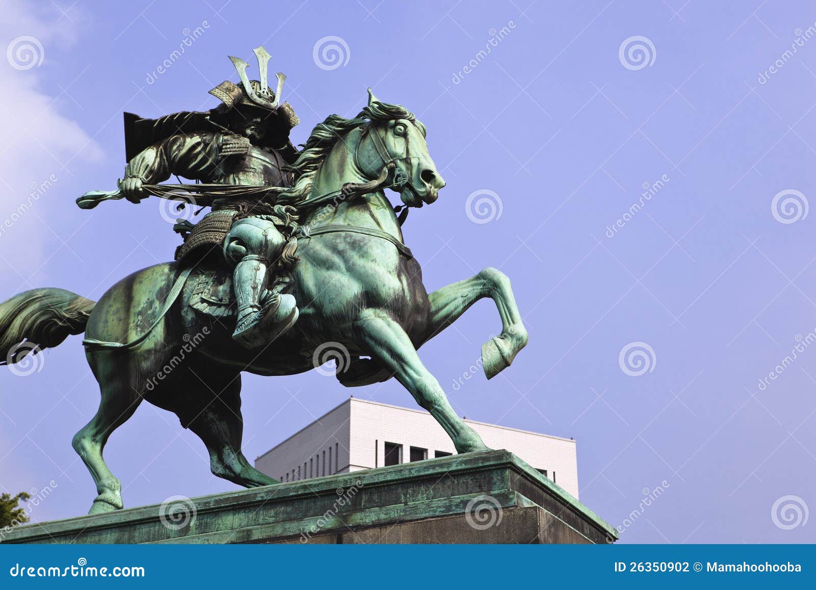 Tokyo: Statue of Kusunoki Masashige Stock Photo - Image of asia, blue ...