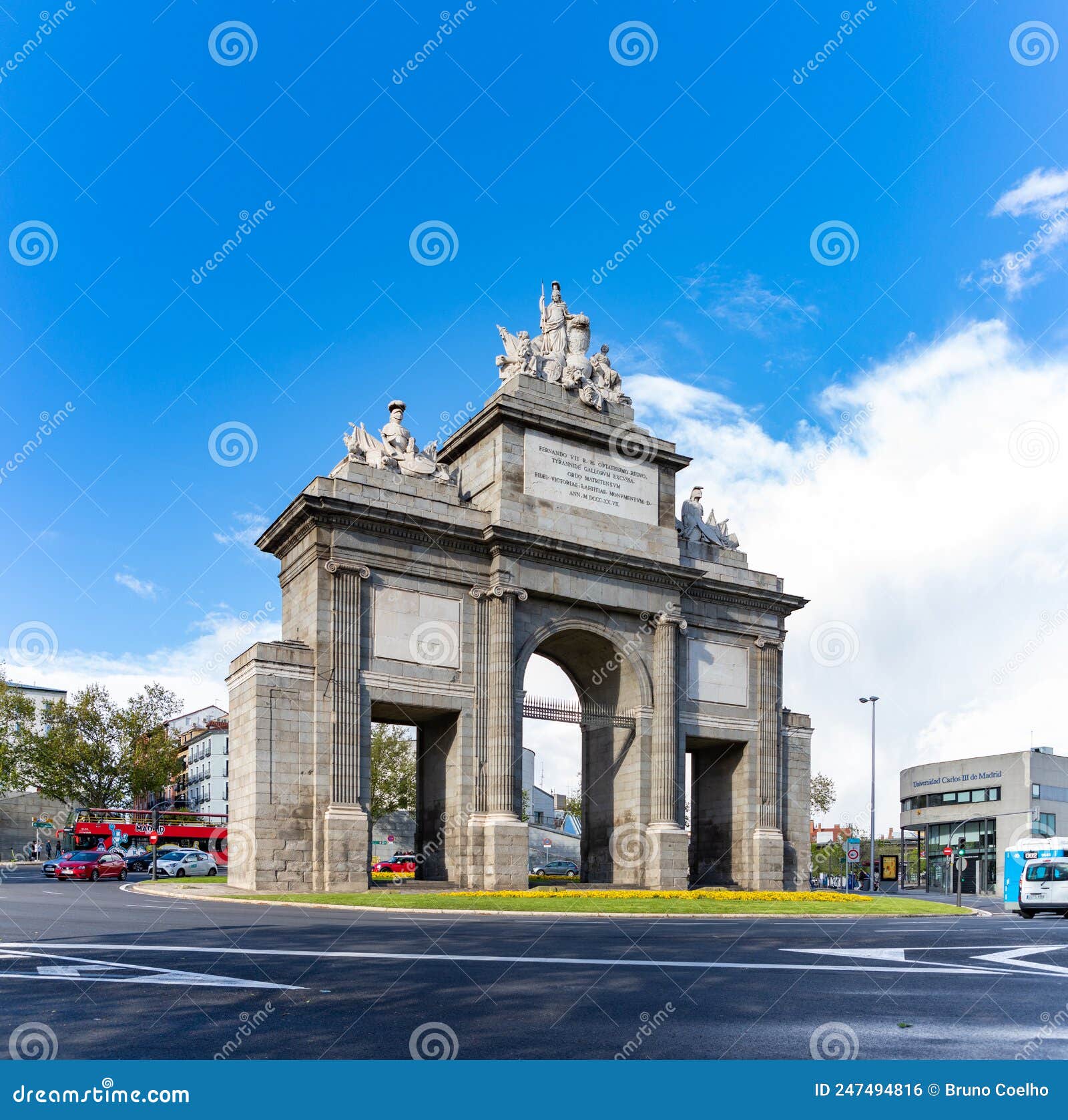 Toledo Gate editorial photo. Image of cars, traffic - 247494816