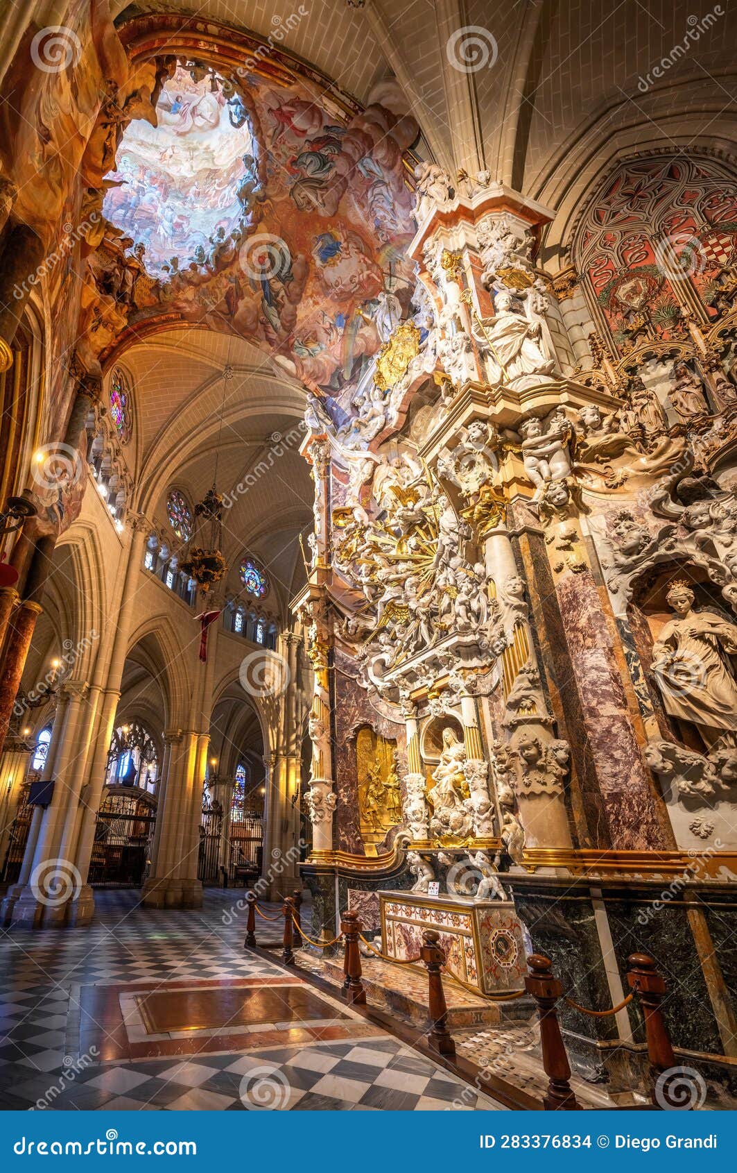 El Transparente Altarpiece at Toledo Cathedral Interior - Toledo, Spain ...