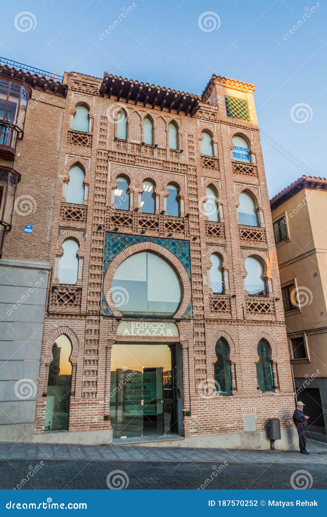 TOLEDO, SPAIN - OCTOBER 24, 2017: Edificio Alcazar Building in Toledo, Spa Editorial Photography ...