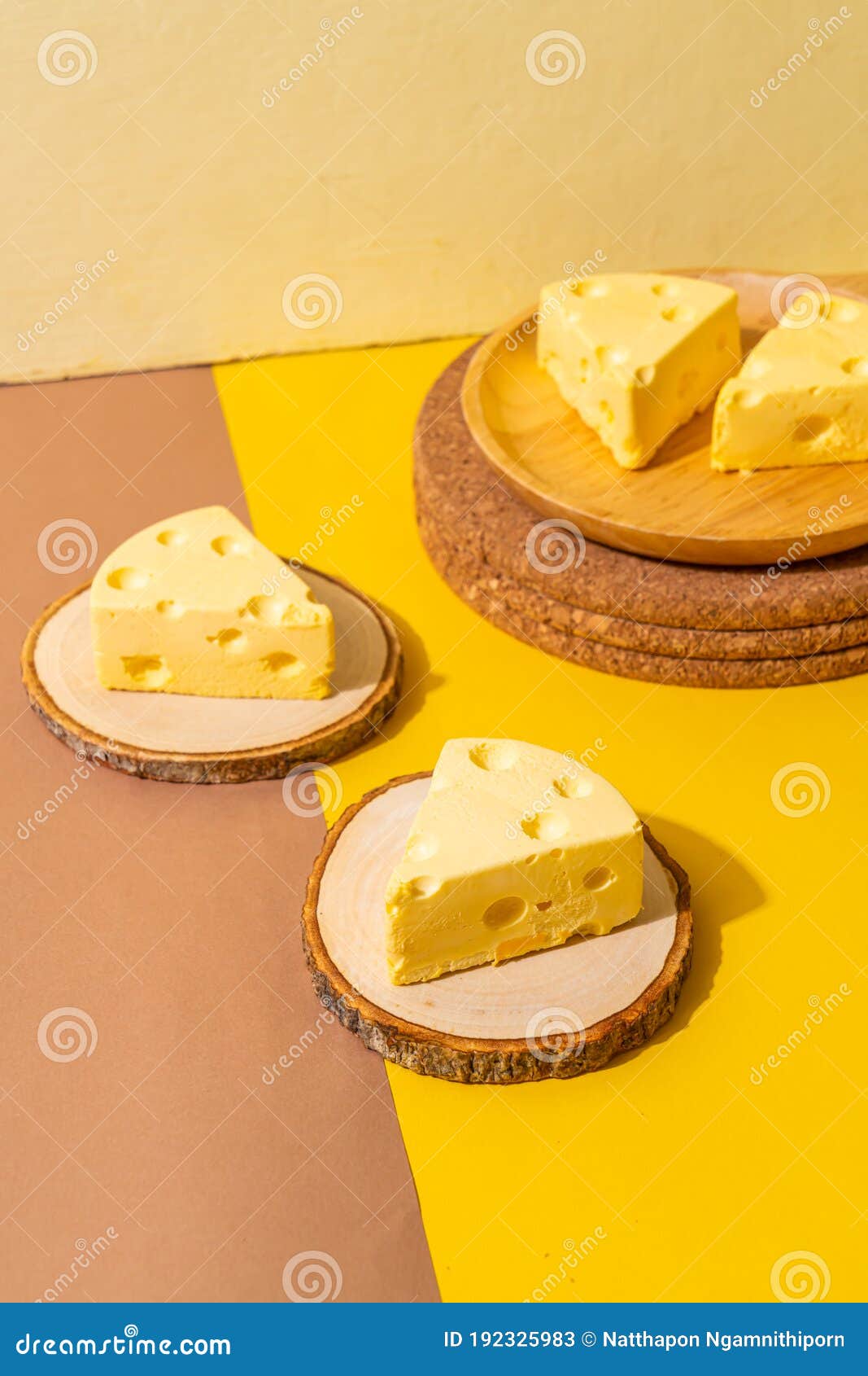Tom & Jerry cheesecake stock image. Image of crust - 192325983