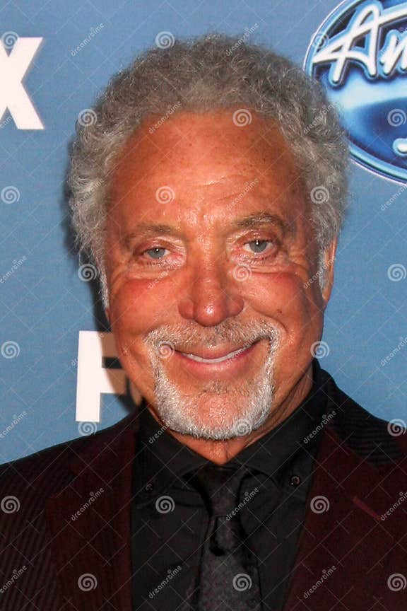 Tom Jones editorial photo. Image of american, jones, press - 24289881