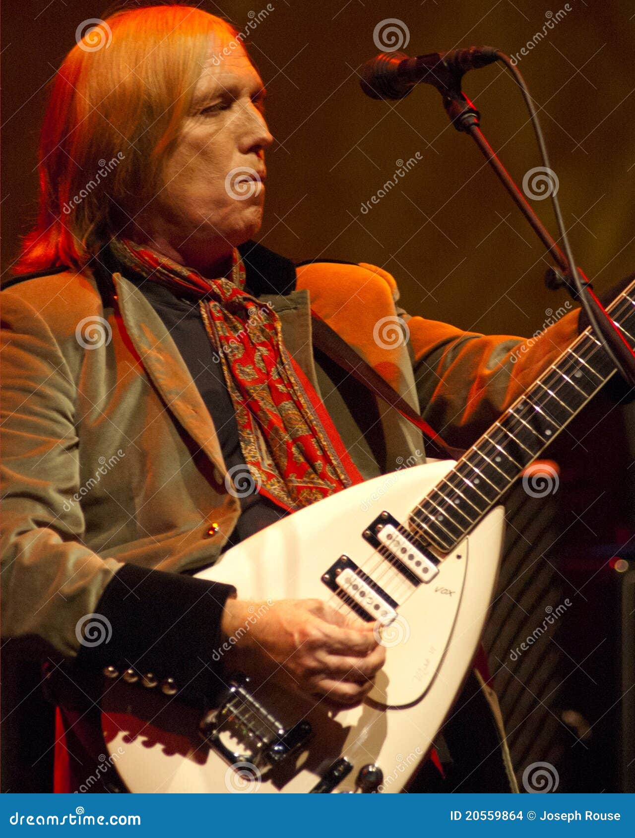 Tom Petty at Red Rocks Amphitheatre Editorial Stock Image - Image of ...