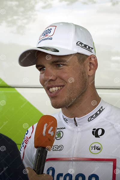 Tom Veelers editorial photography. Image of stage, fourth - 25535182