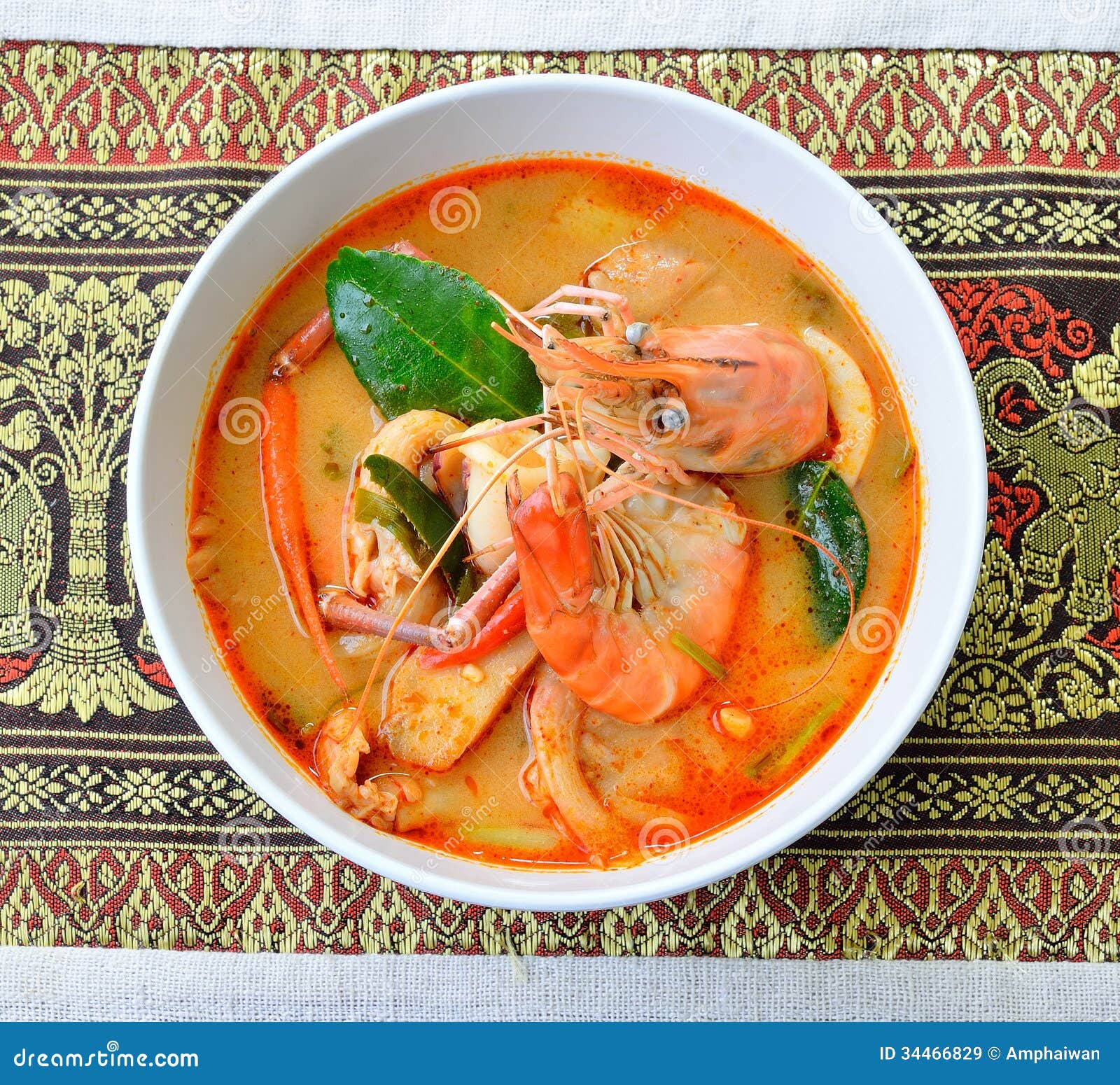 Tom Yum Goong stock afbeelding. Image of koken, chili - 34466829