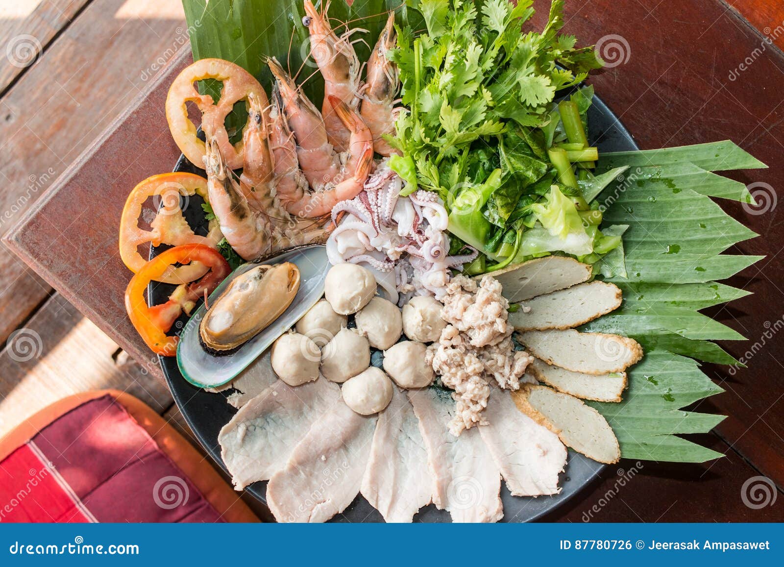 Tom yum koong stockfoto. Bild von gekocht, aromatisch - 87780726