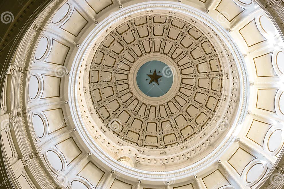 Toma Interior De La Cúpula Del Edificio De La Capital Texas Imagen editorial - Imagen de redondo ...