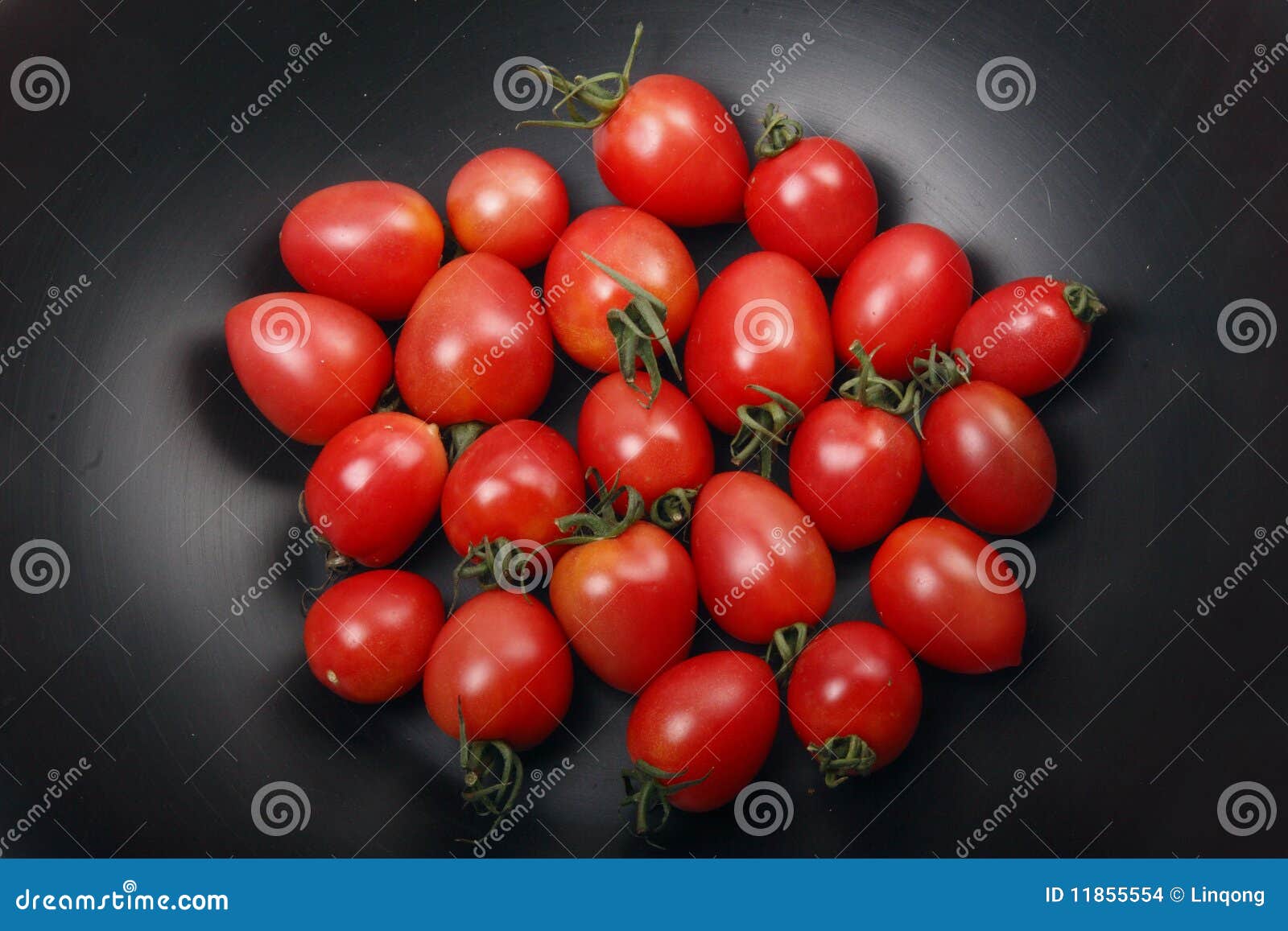 Tomate pequeno foto de stock. Imagem de potenciômetro - 11855554