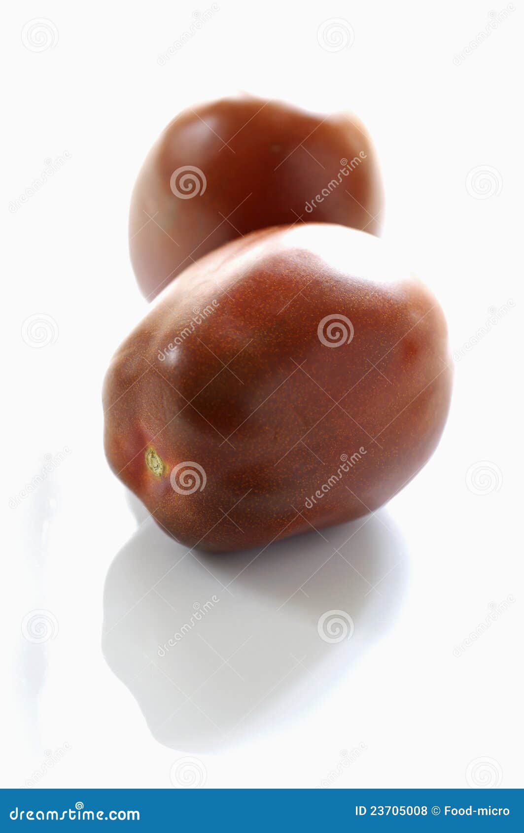 Tomates pretos de Olivette foto de stock. Imagem de vermelho - 23705008