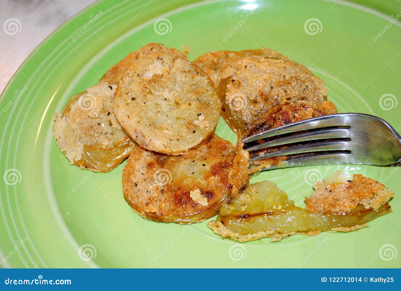 Tomates vertes frites photo stock. Image du nourritures - 122712014