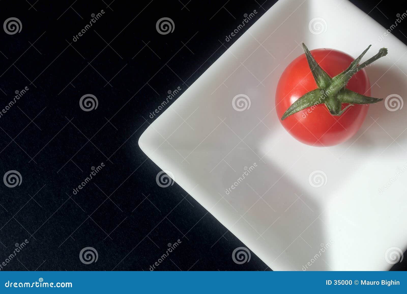 Growing Square Tomatoes