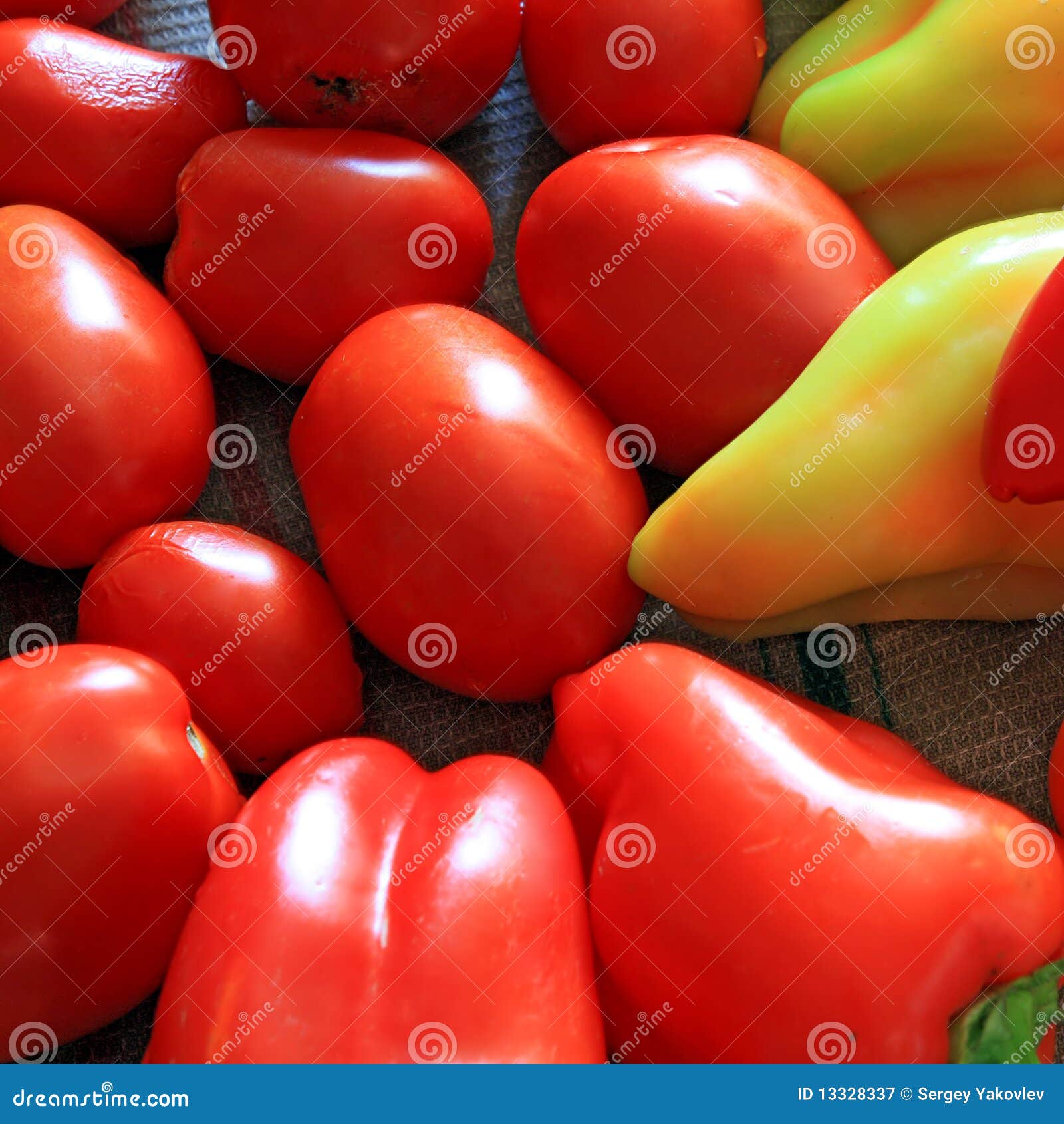 Tomatoes and pepper stock image. Image of eating, lifestyle - 13328337