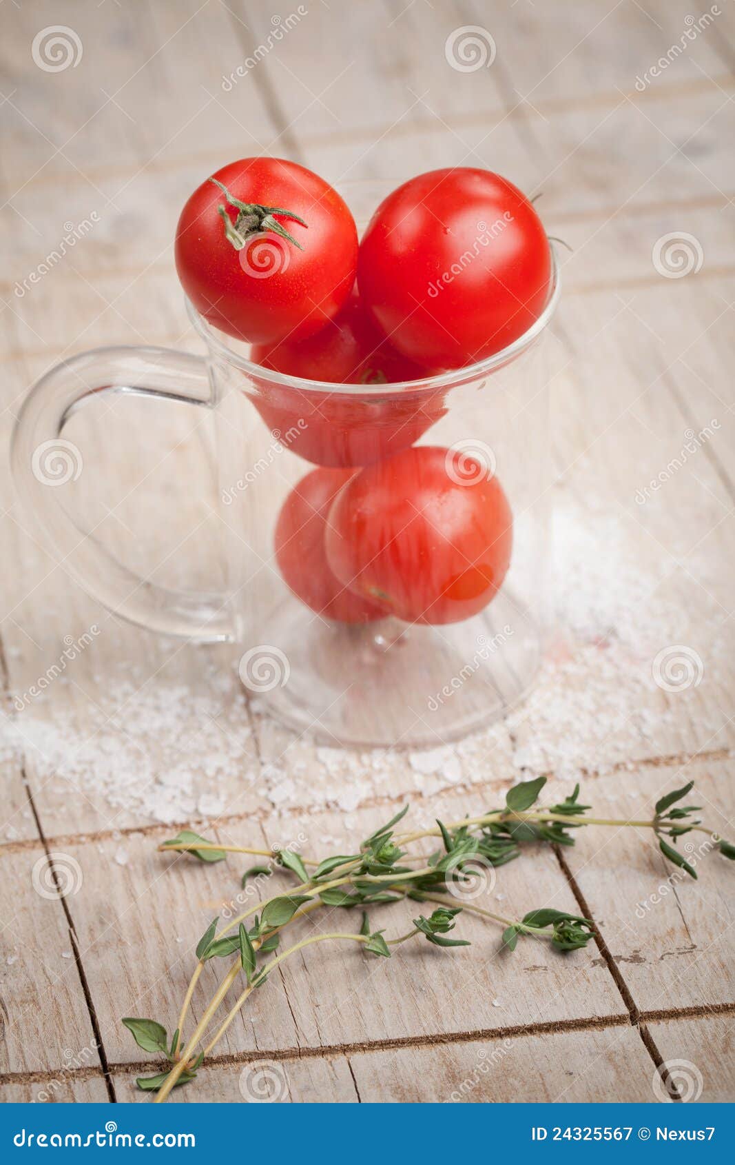Tomatoes an salt stock image. Image of round, fresh, freshness - 24325567
