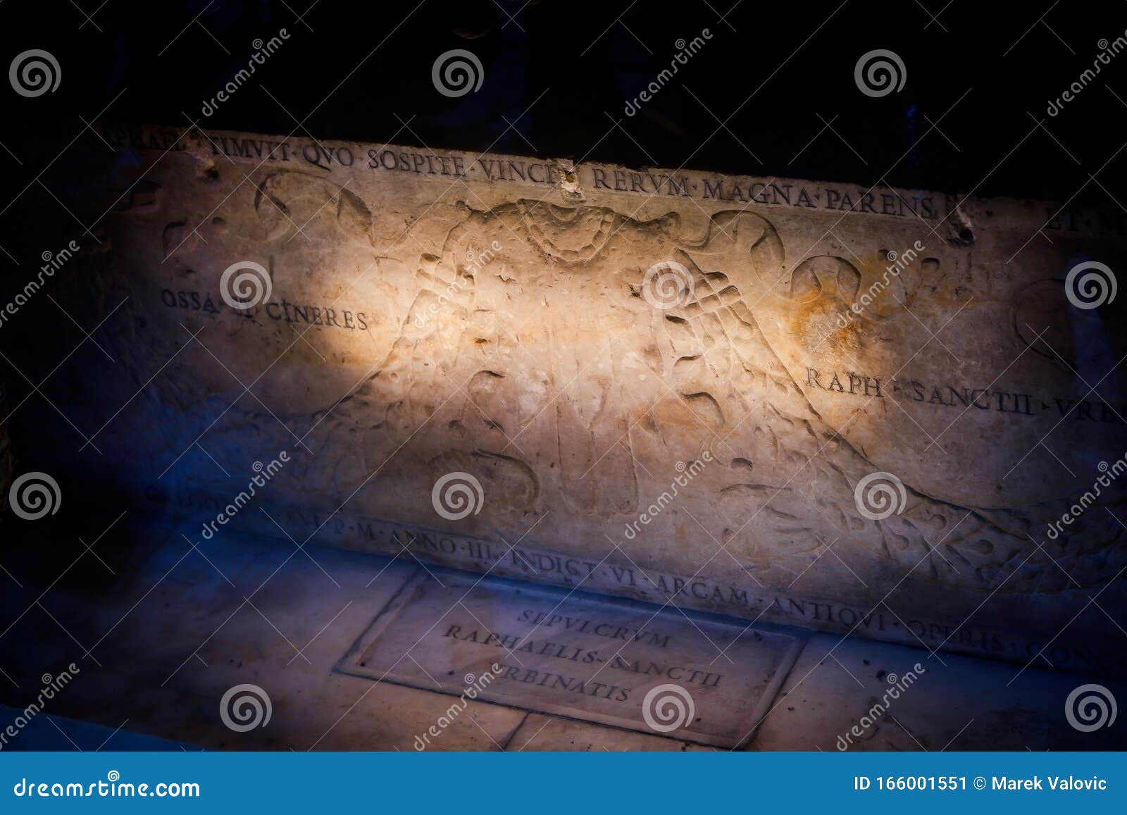 The Tomb of Raphael Inside the Pantheon Editorial Photo - Image of ...