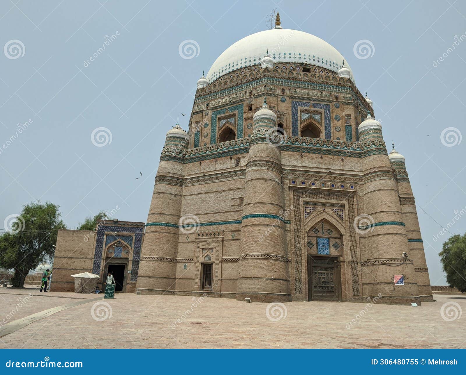 Tomb of Shah Rukn-e-Alam Multan Pakistan Editorial Image - Image of ...