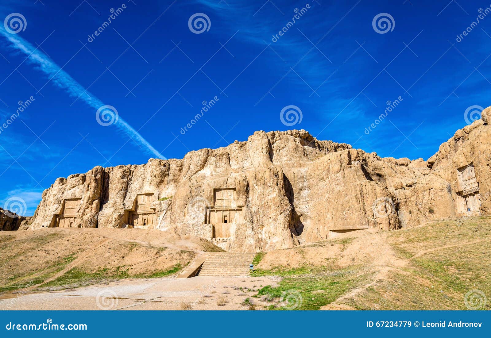 Tombe Antiche Di Re Dell'achemenide a Naqsh-e Rustam Nell'Iran Immagine ...
