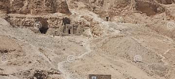 Tombs of Ancient Pyramid Workers Stock Photo - Image of relief, rock ...