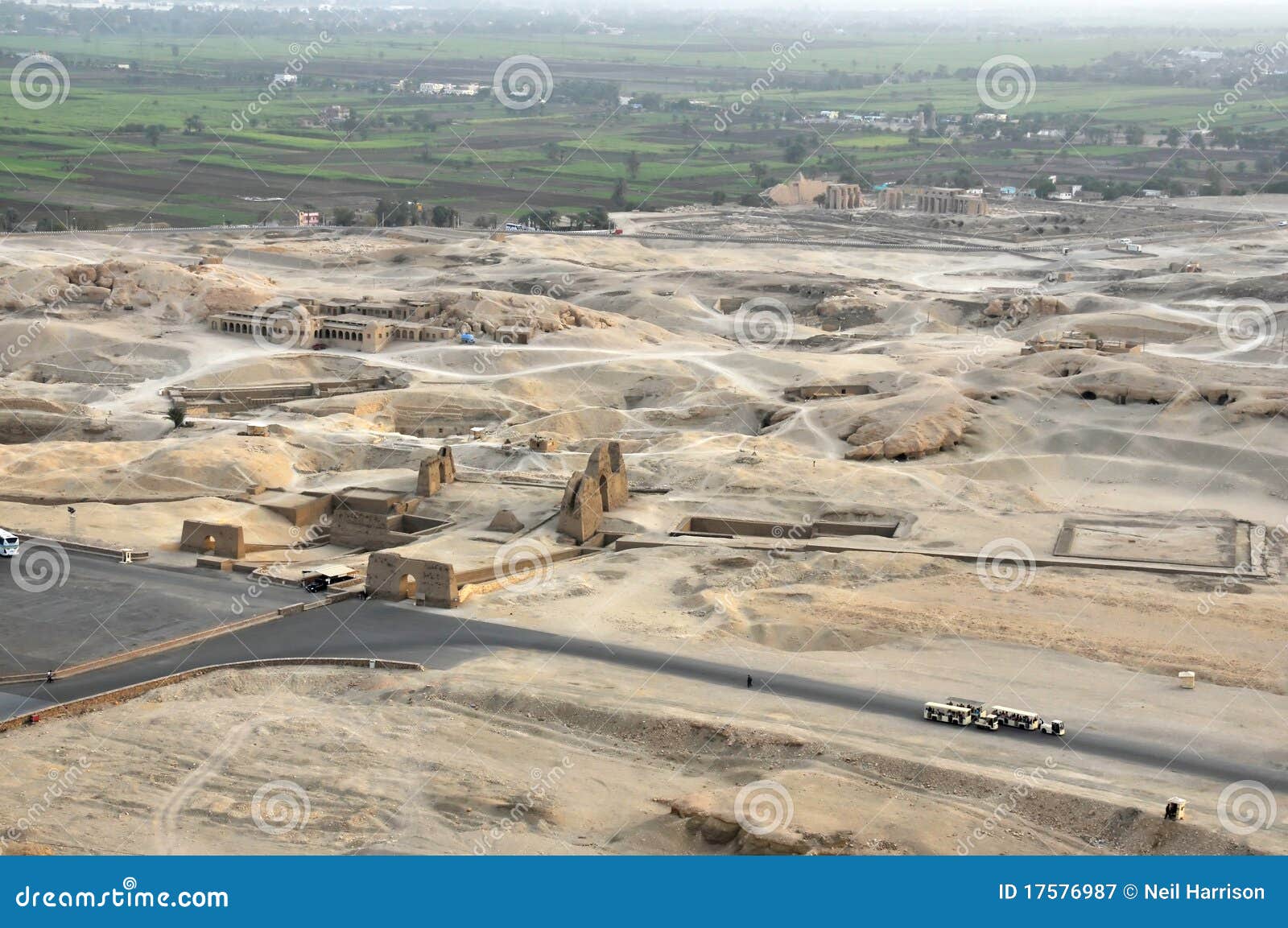 Tombs of the Nobles stock image. Image of ramesesium - 17576987