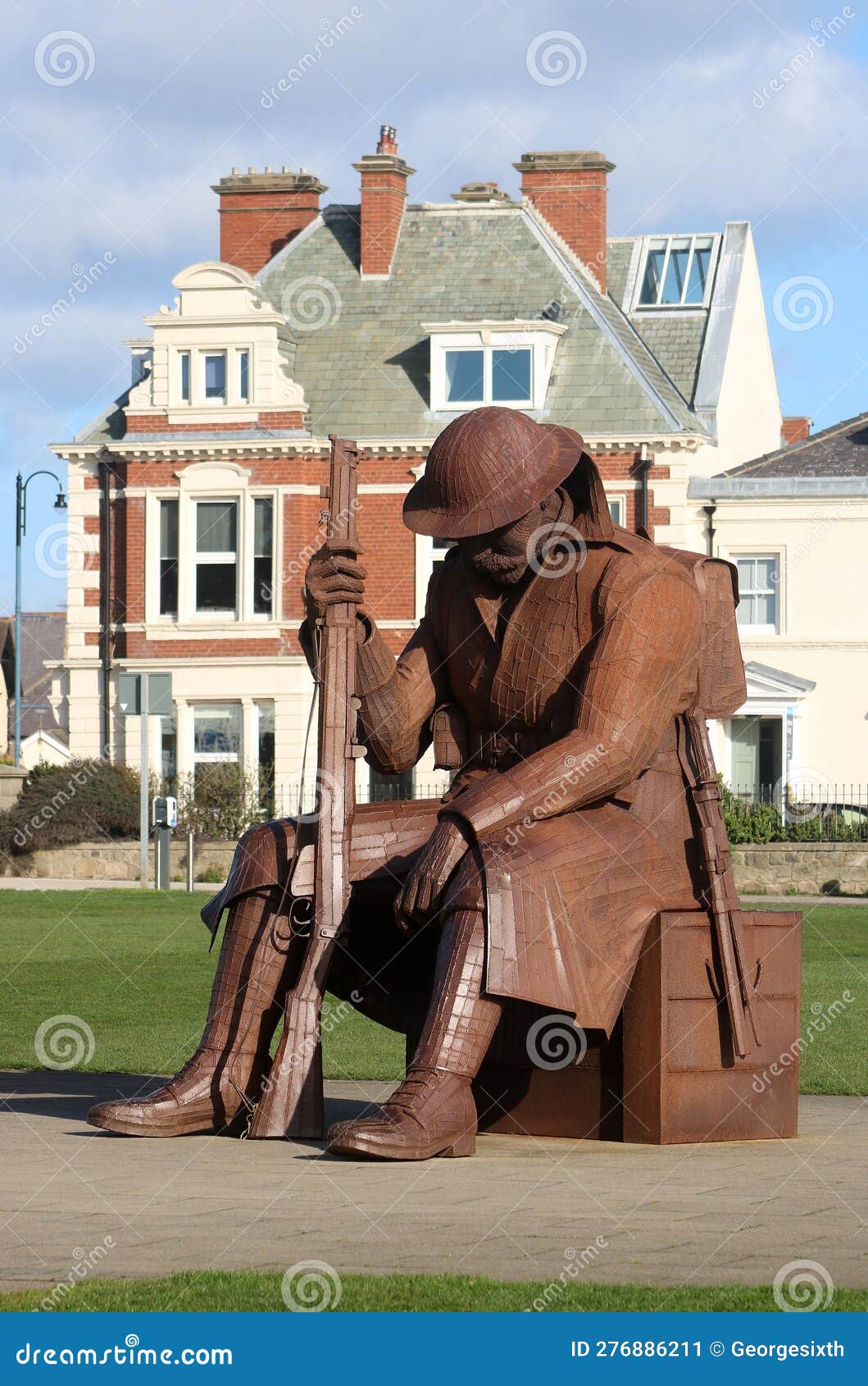 Tommy, First World War Soldier Statue, Seaham Editorial Photo - Image ...