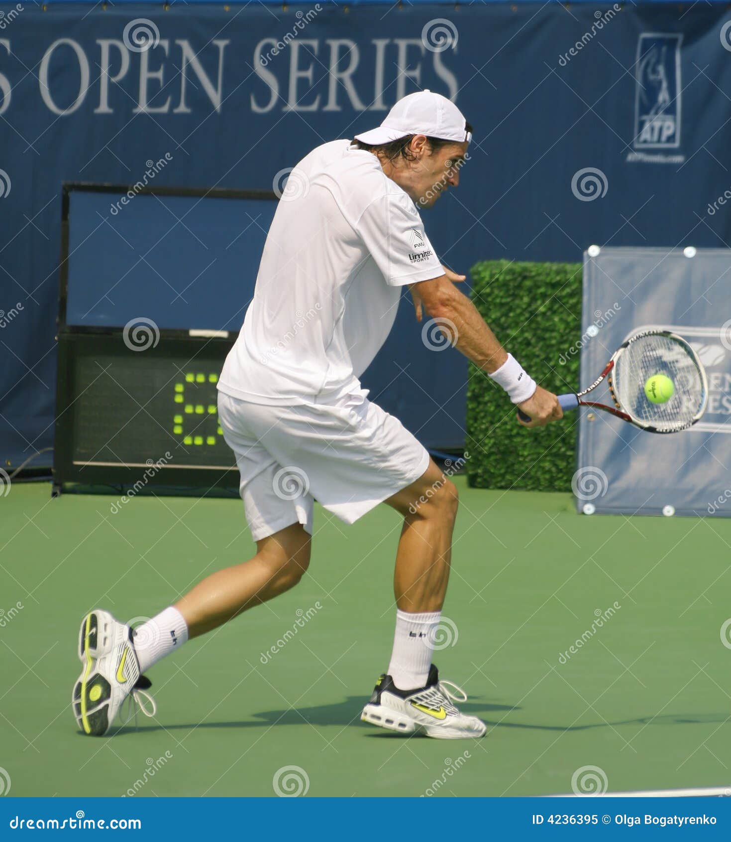 Tommy Haas Tennis Backhand editorial image. Image of leggmason - 4236395