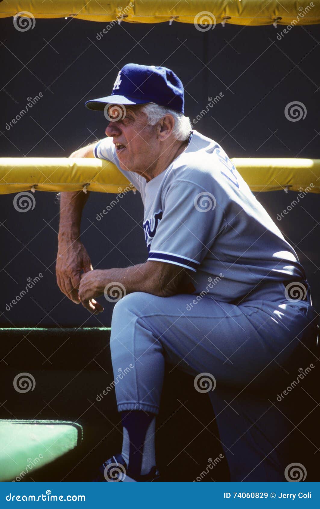 Tommy Lasorda image stock éditorial. Image du image, couleur - 74060829