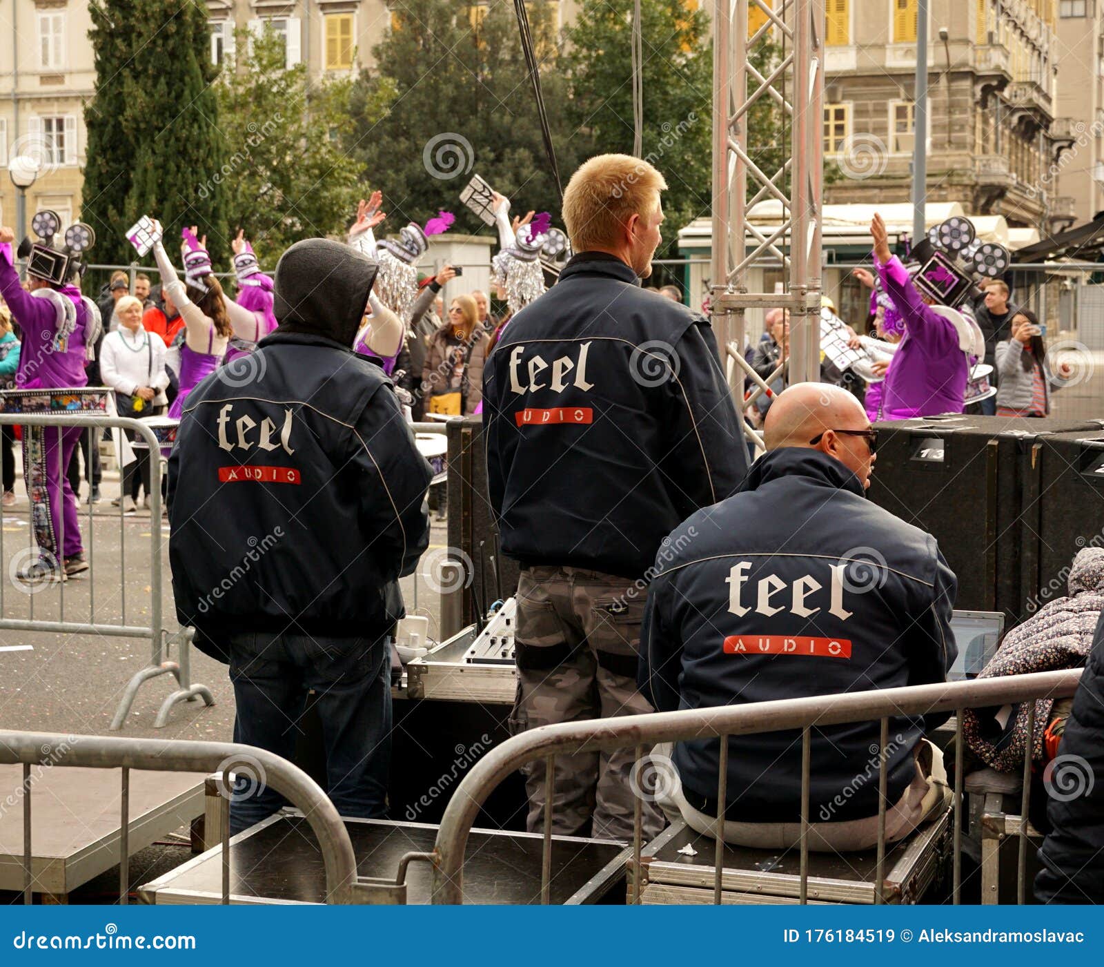 Tone Editors from the Back. Tone Editors at the Carnival Watch the ...