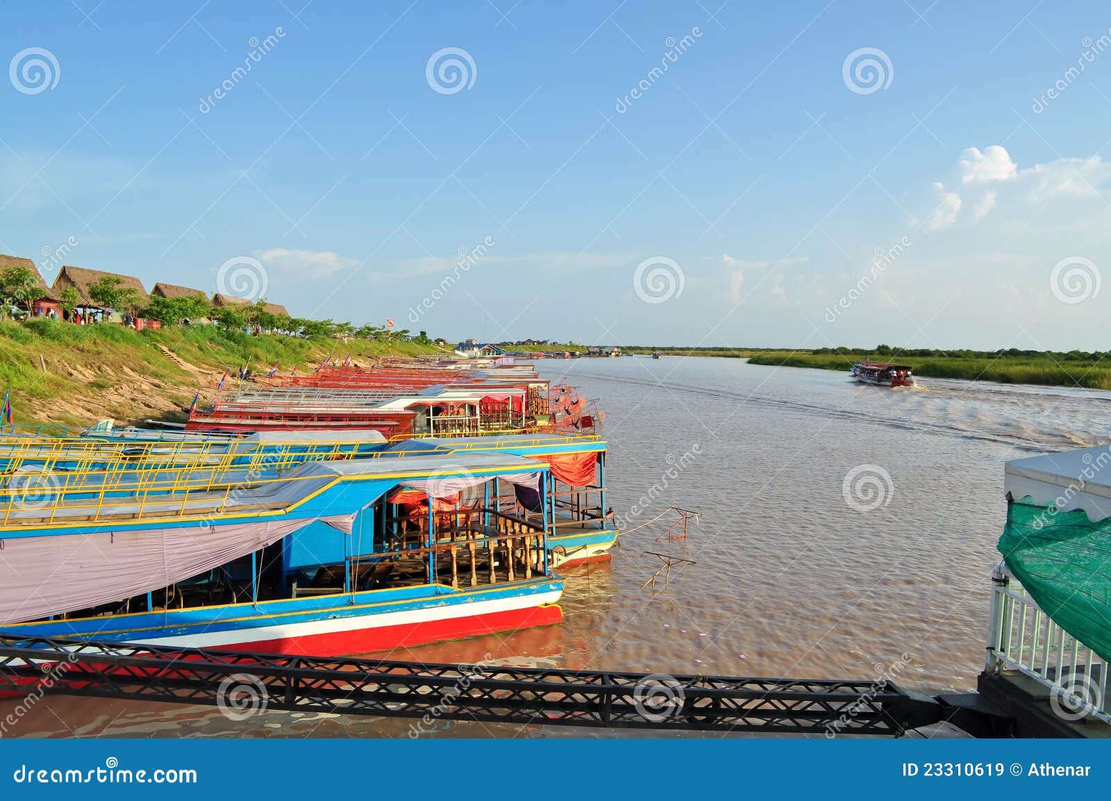 Tonle Sap Lake in Cambodia stock image. Image of reflection - 23310619