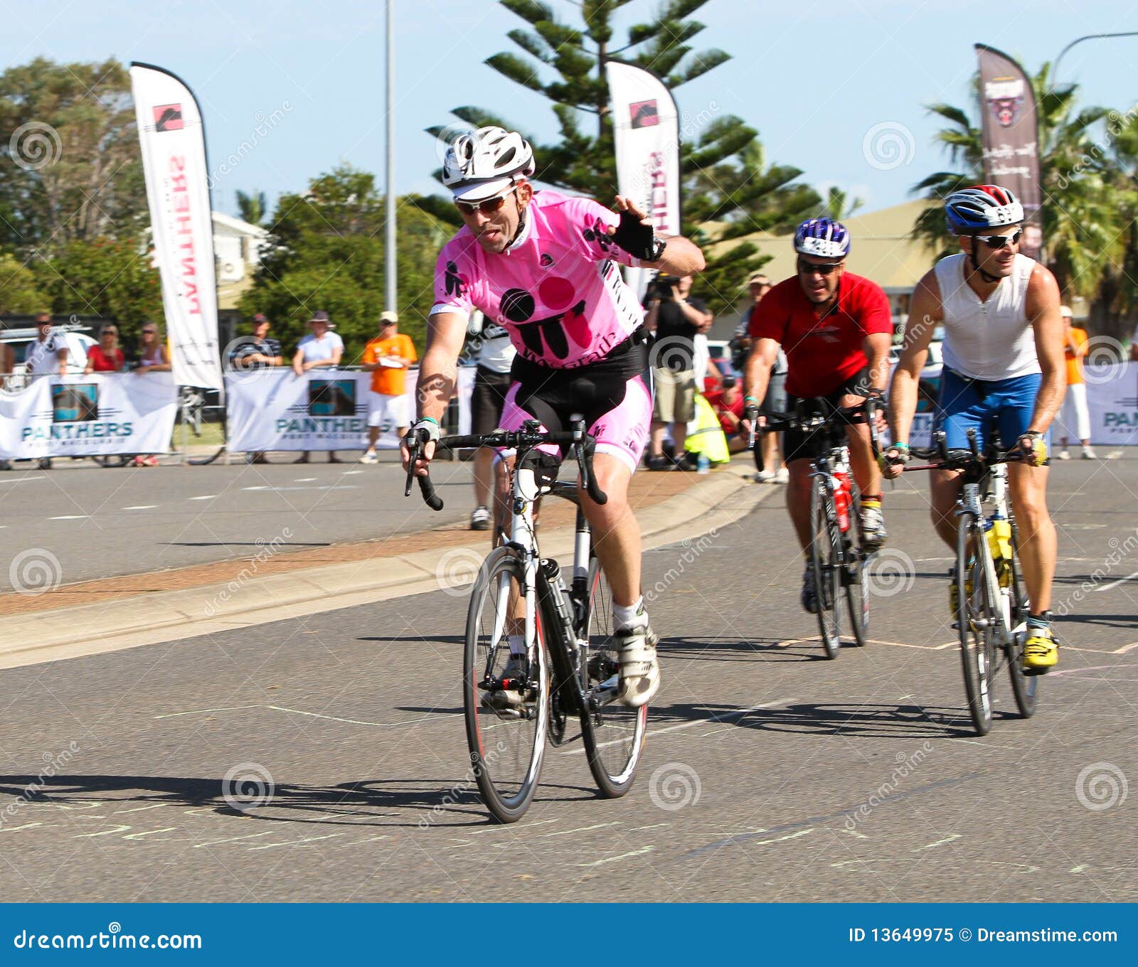 Tony Abbott Racing editorial image. Image of racing, cycling - 13649975